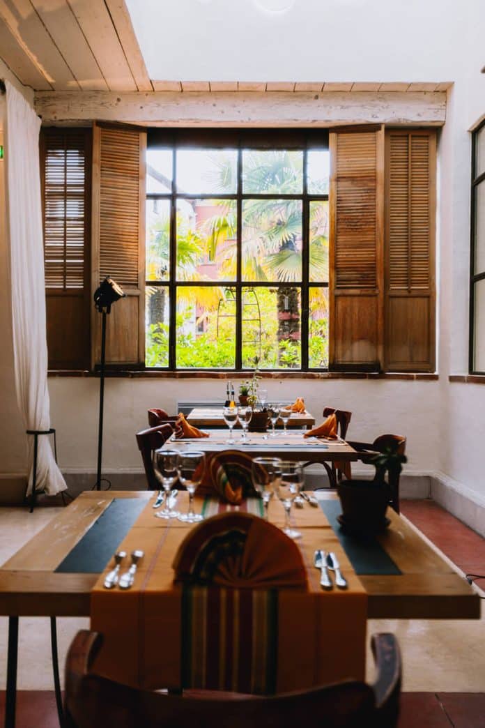 Paul CHAU et son hôtel-restaurant "Le grand hôtel Molitg" - Toques ...